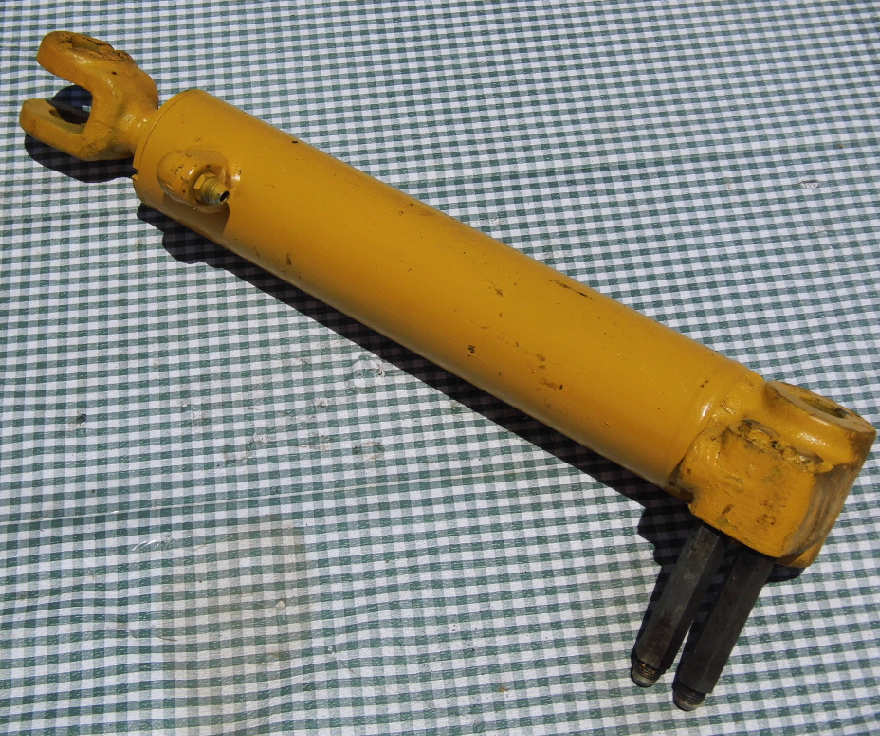 Blade Cylinder T44548 - J K Equipment LLC