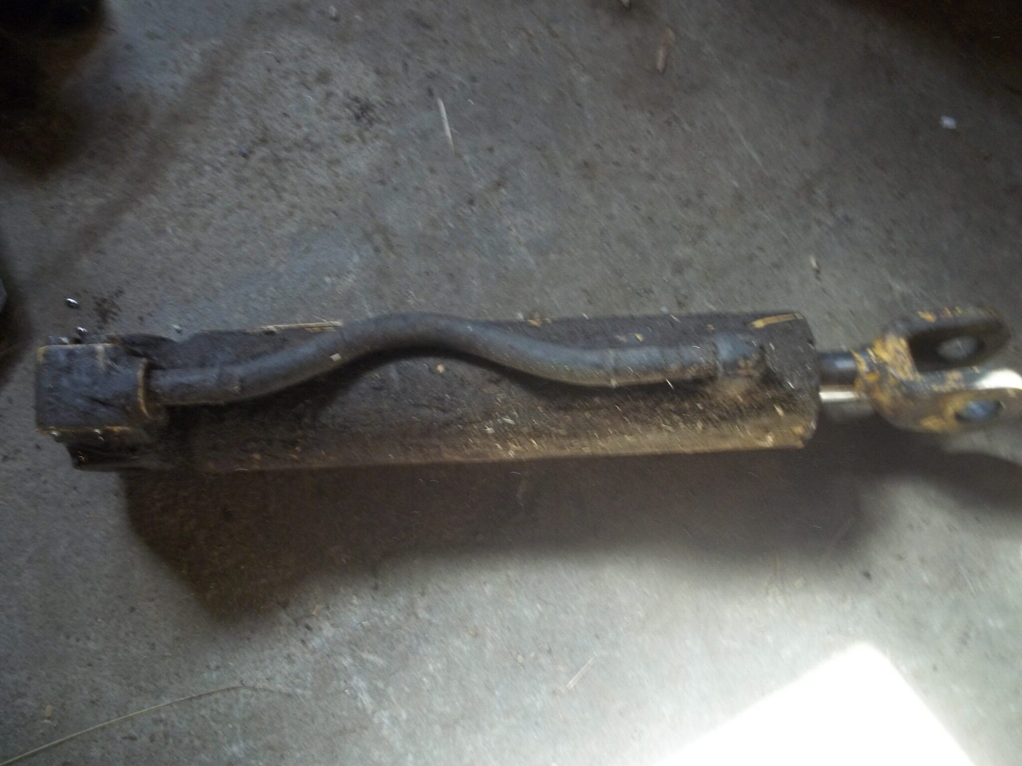 Blade Cylinders AT43862 - J K Equipment LLC